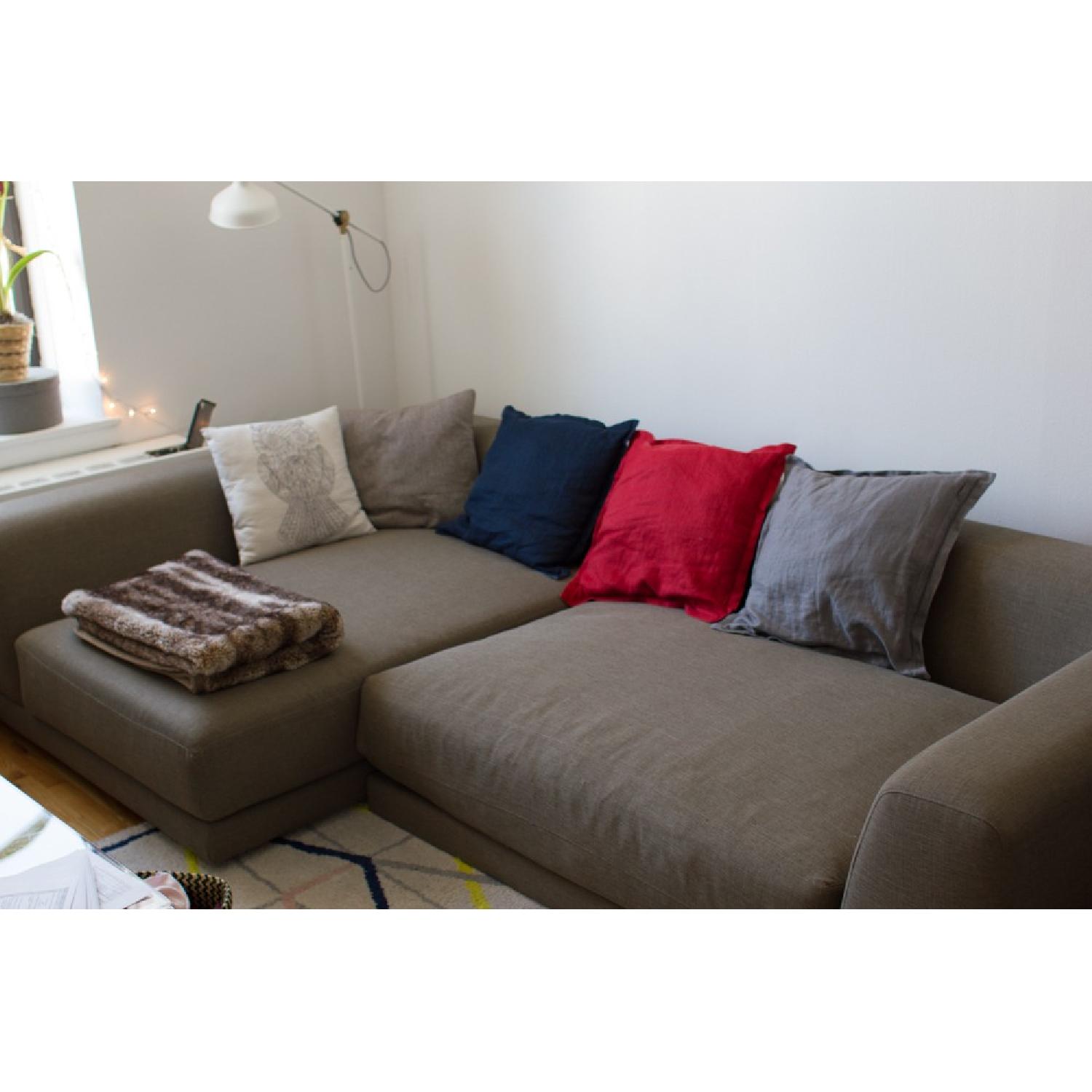 CB2 Uno Sectional Sofa - AptDeco
