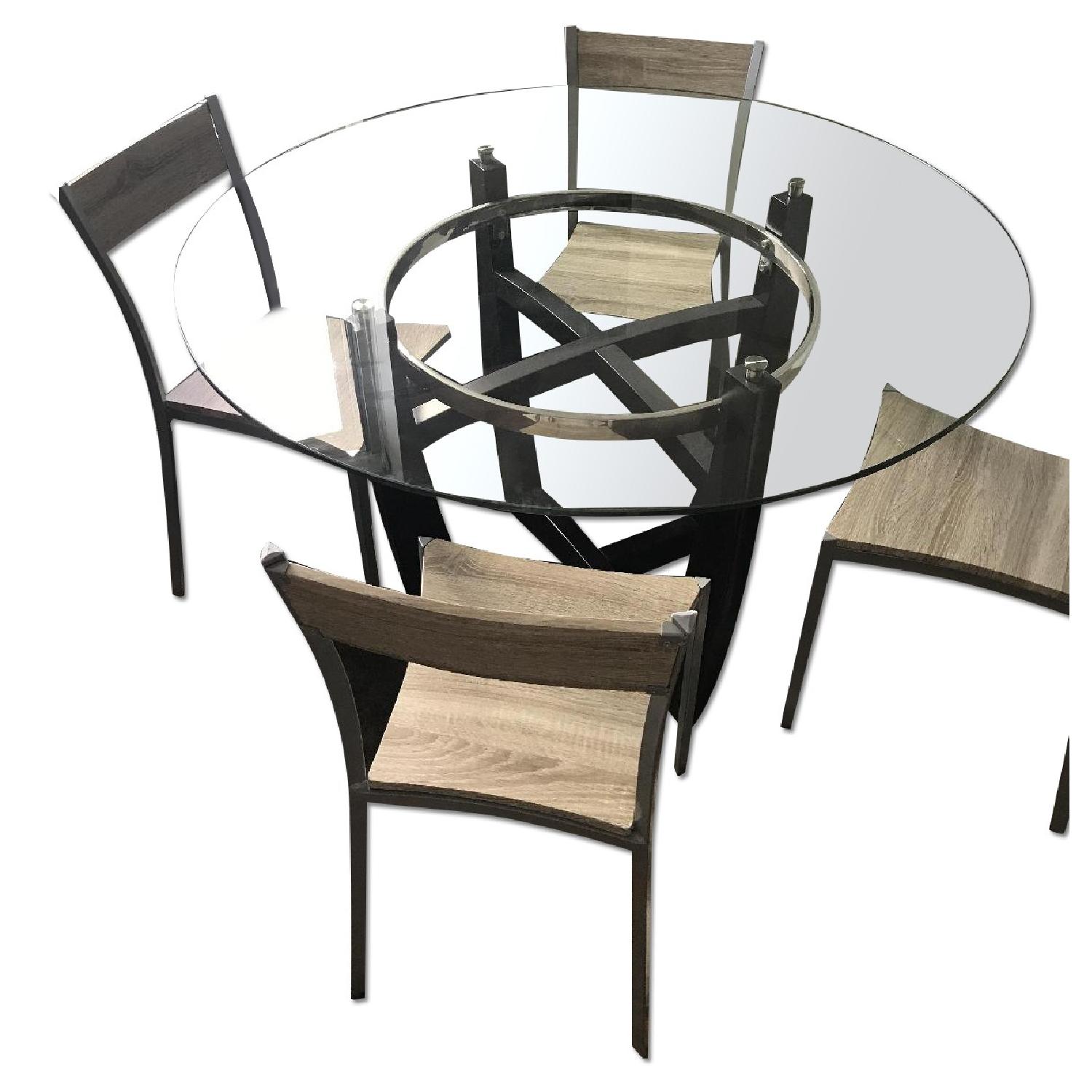 Round Glass Dining Table w/ 4 Chairs - AptDeco